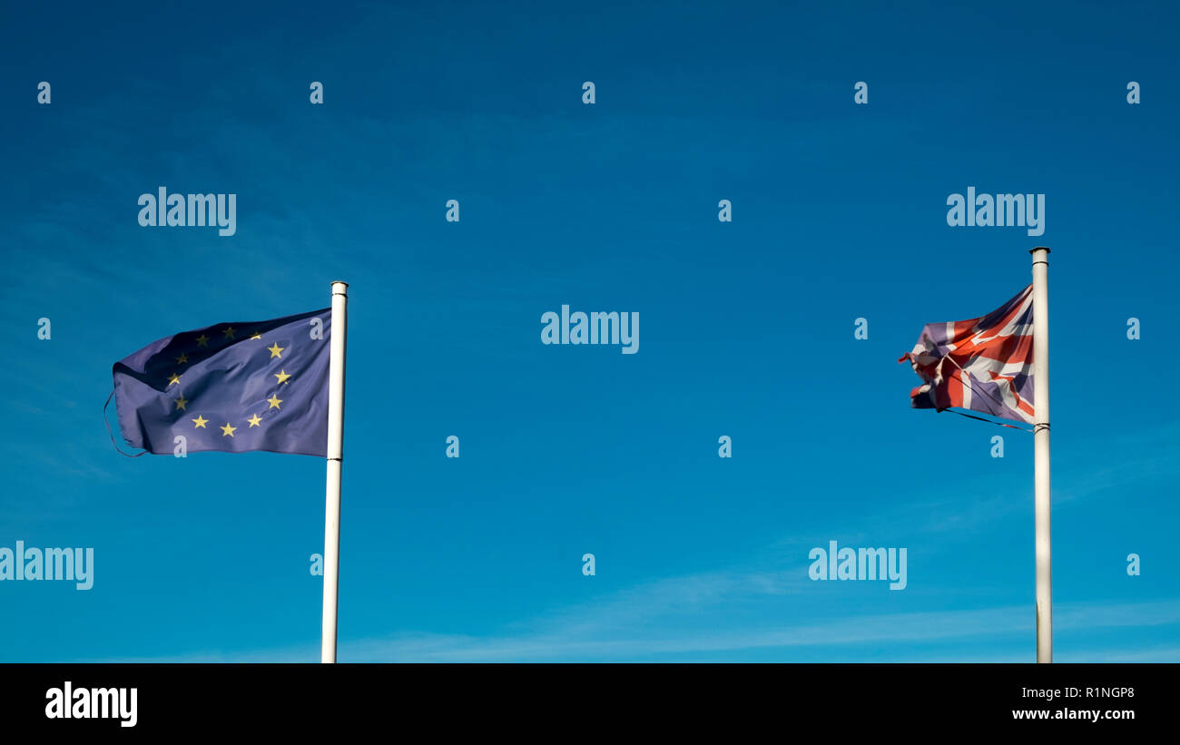 United flags flap in breeze hi-res stock photography and images - Alamy