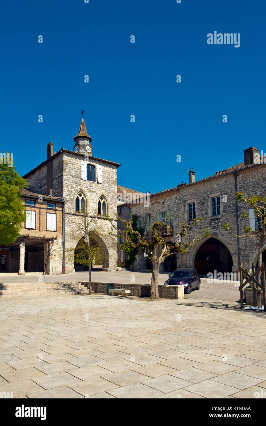 Monflanquin village hi-res stock photography and images - Alamy