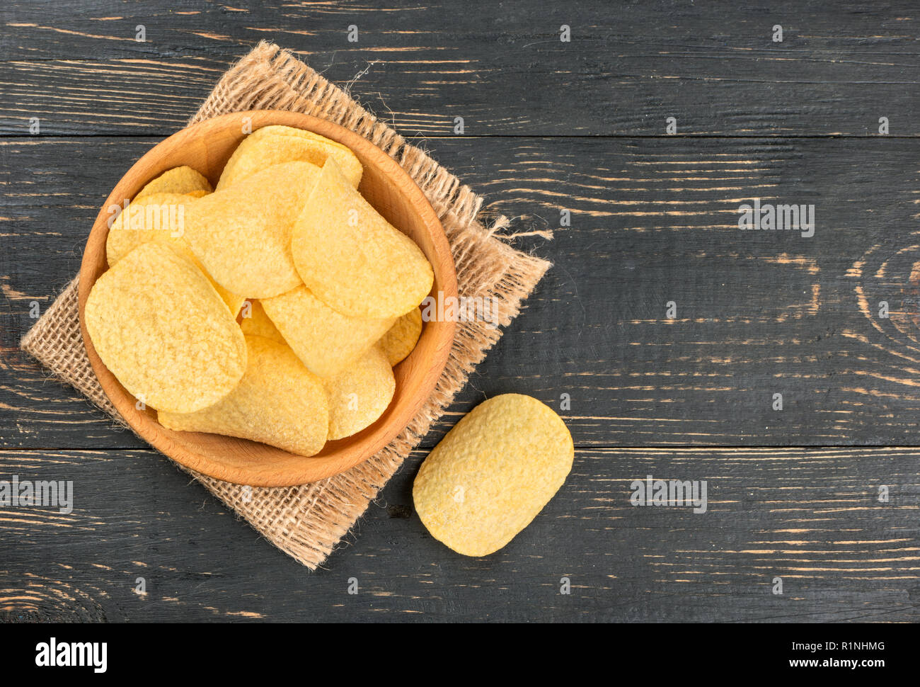 Empty potato chips bowl hi-res stock photography and images - Alamy