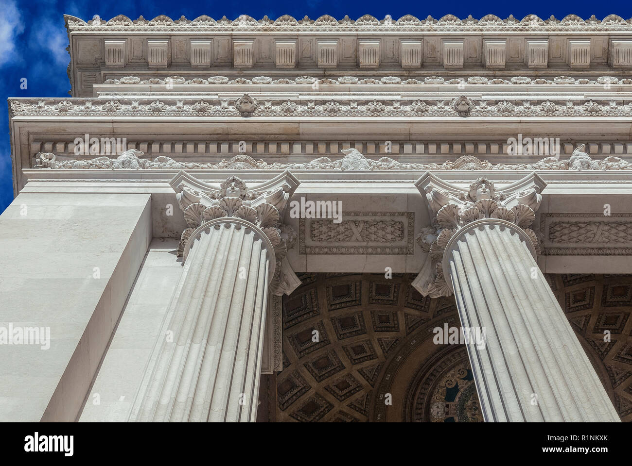 Neoclassical architecture in Rome. Vittoriano (Altar of Nation ...
