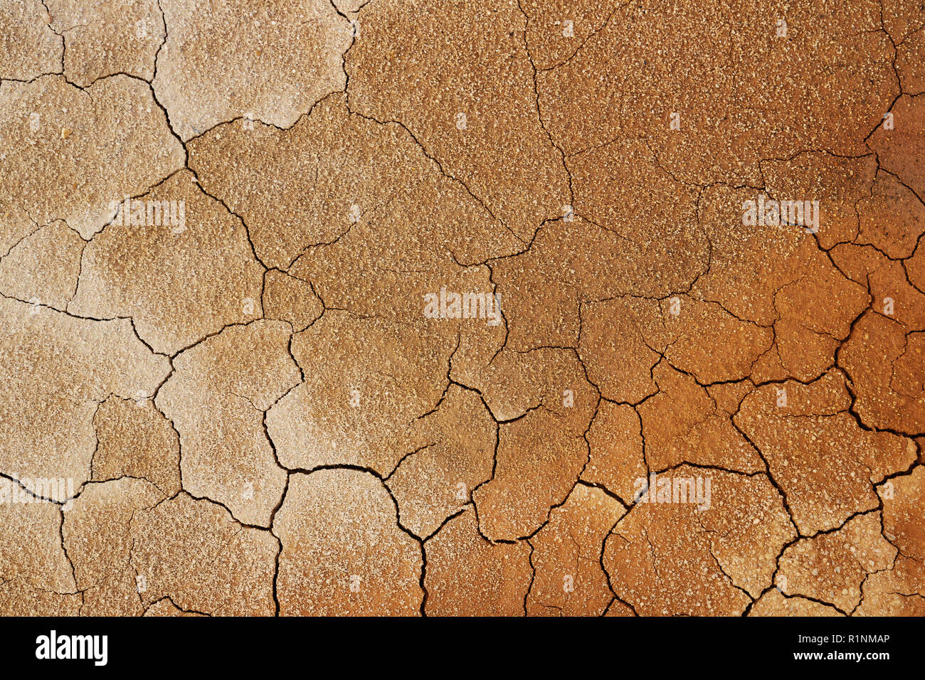 cracked orange clay ground Stock Photo - Alamy