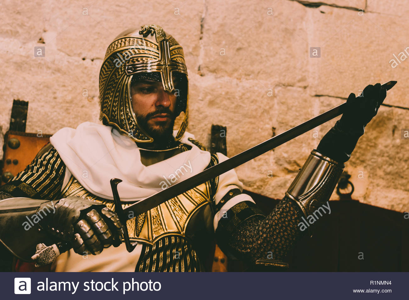 Soldier With Sword Stock Photos & Soldier With Sword Stock Images - Alamy