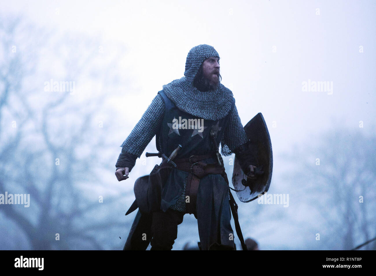 OUTLAW KING, Aaron Taylor-Johnson, 2018. ph: David Eustace / © Netflix ...