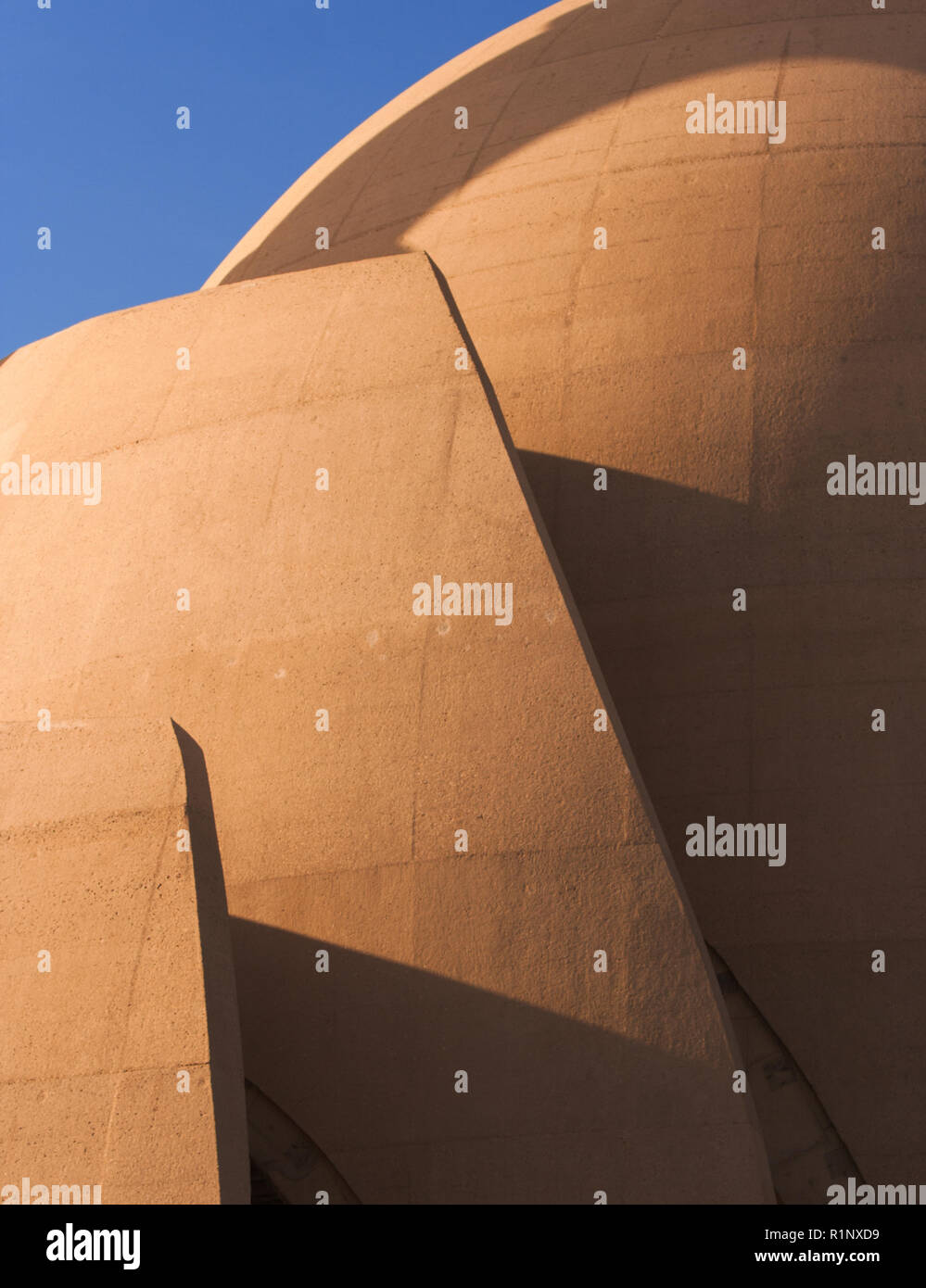 Cologne Central Mosque under construction in Ehrenfeld Stock Photo - Alamy