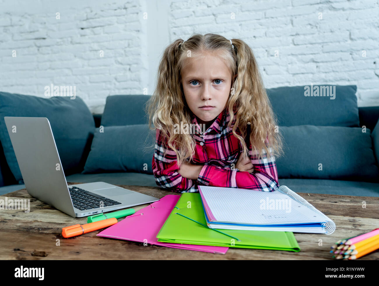 Elementary school students bored hi-res stock photography and images ...