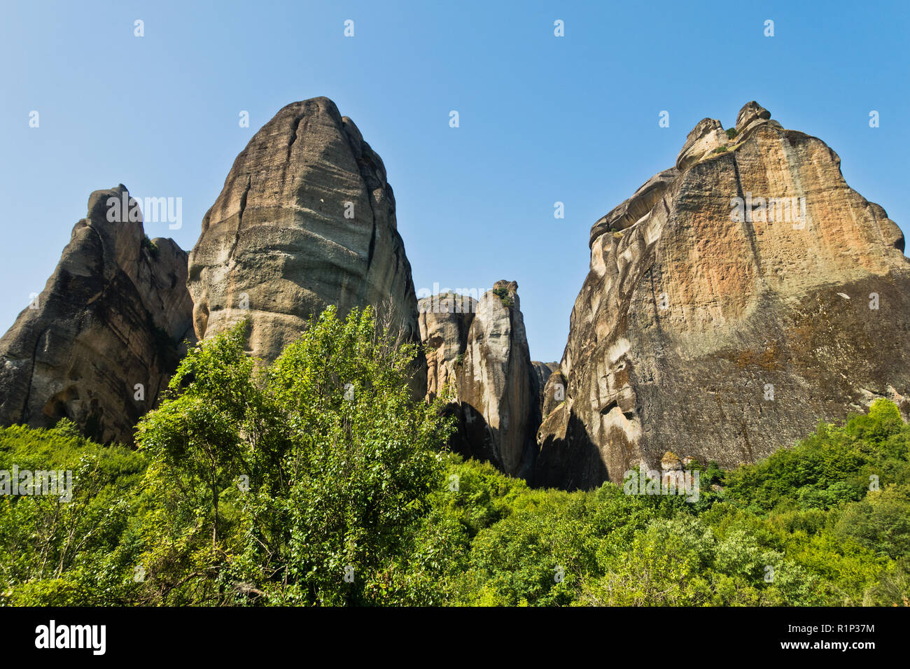 Kalambaka kalabaka summer nature hi-res stock photography and images ...