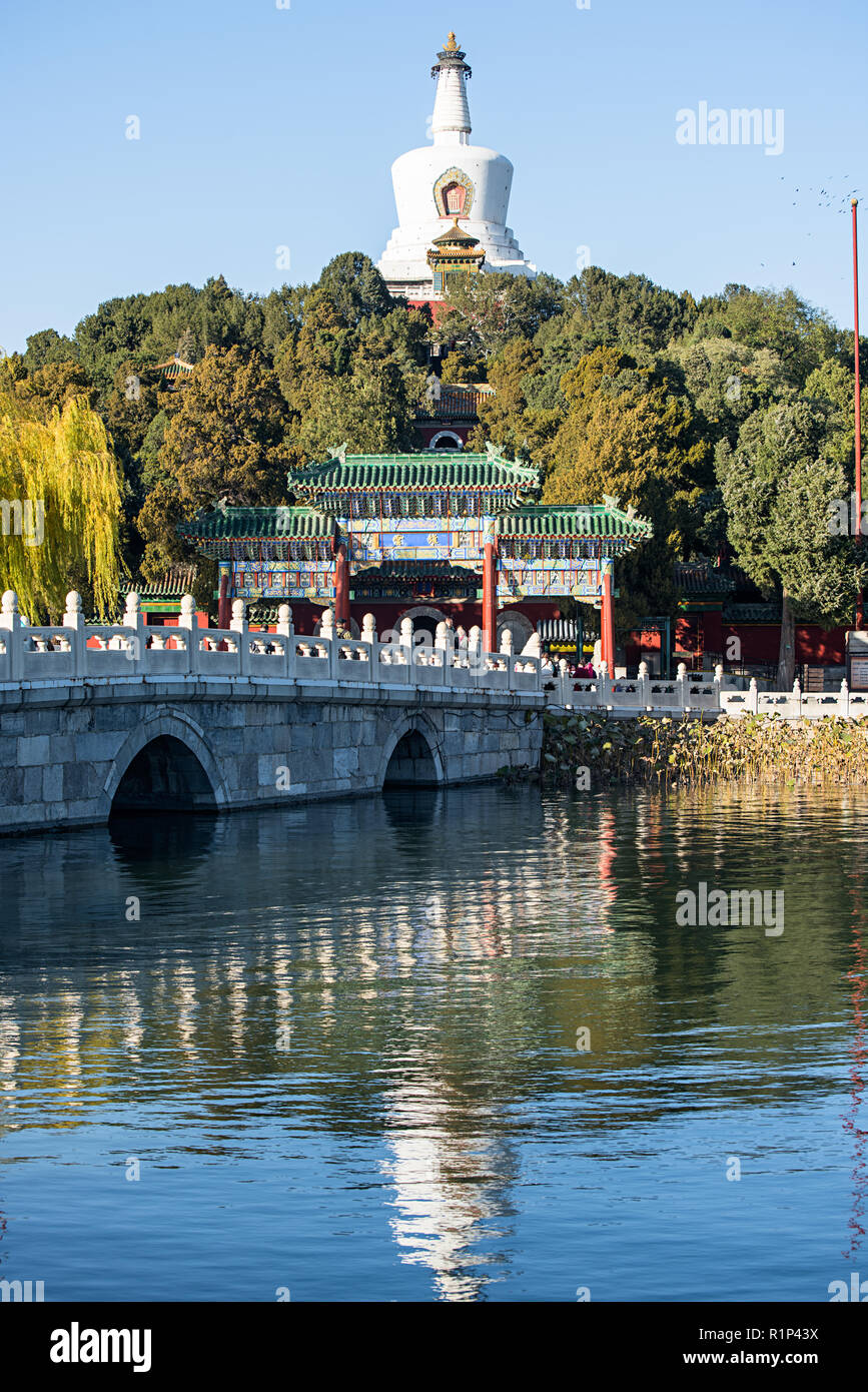 Beihai park landscape architecture hi-res stock photography and images ...