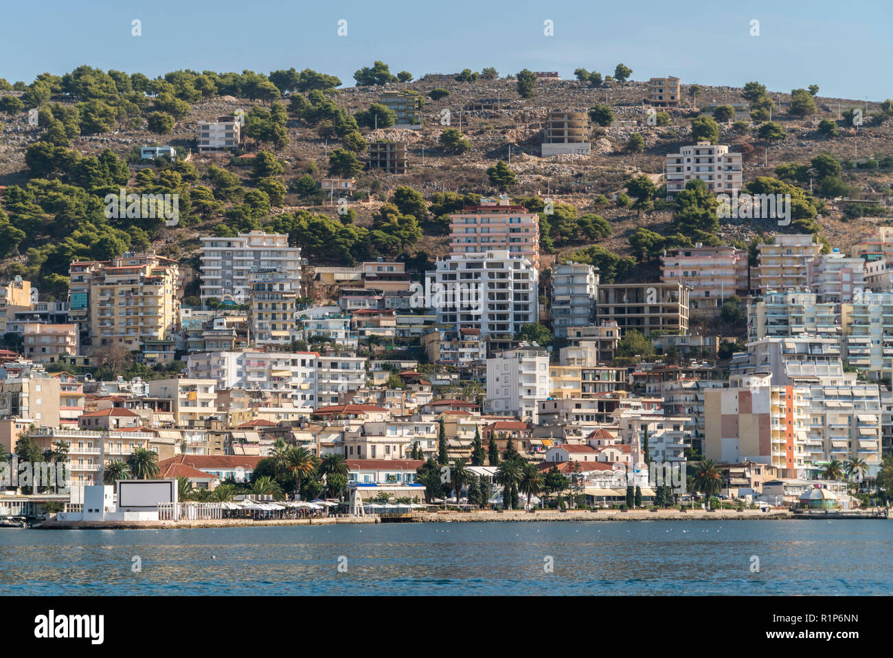 Stadtansicht Saranda, Albanien, Europa | city view Sarande, Albania ...