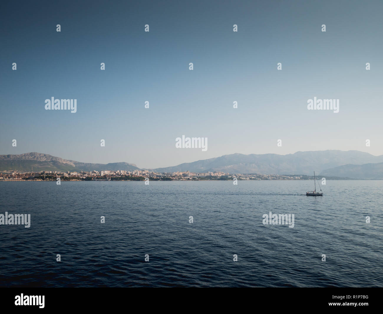 Split surface sea hi-res stock photography and images - Alamy