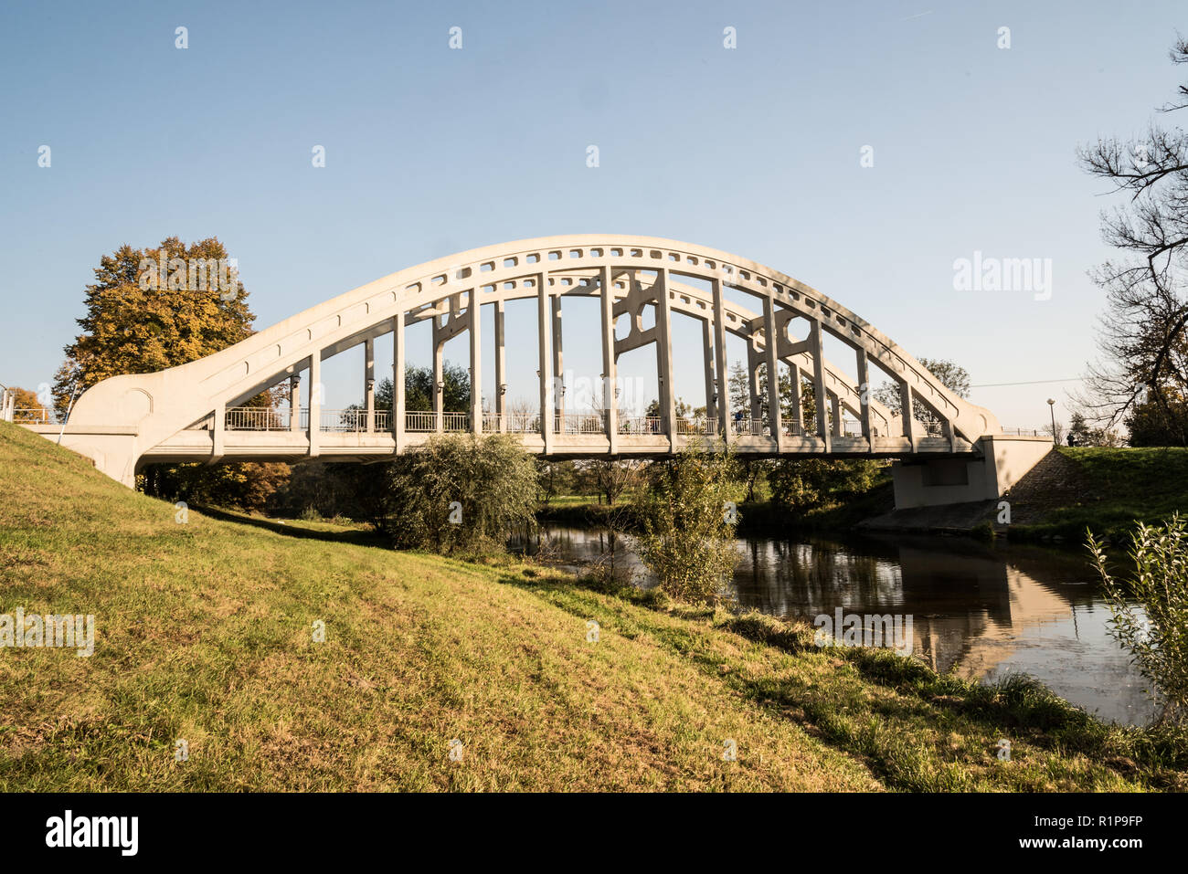 Bridge water concrete architecture hi-res stock photography and images ...