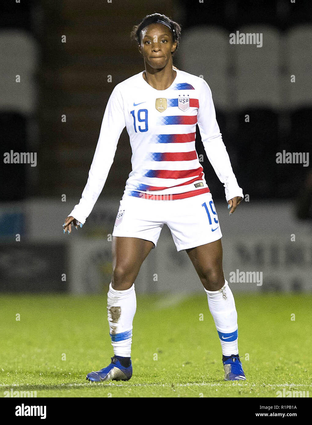 Crystal dunn soccer hi-res stock photography and images - Alamy