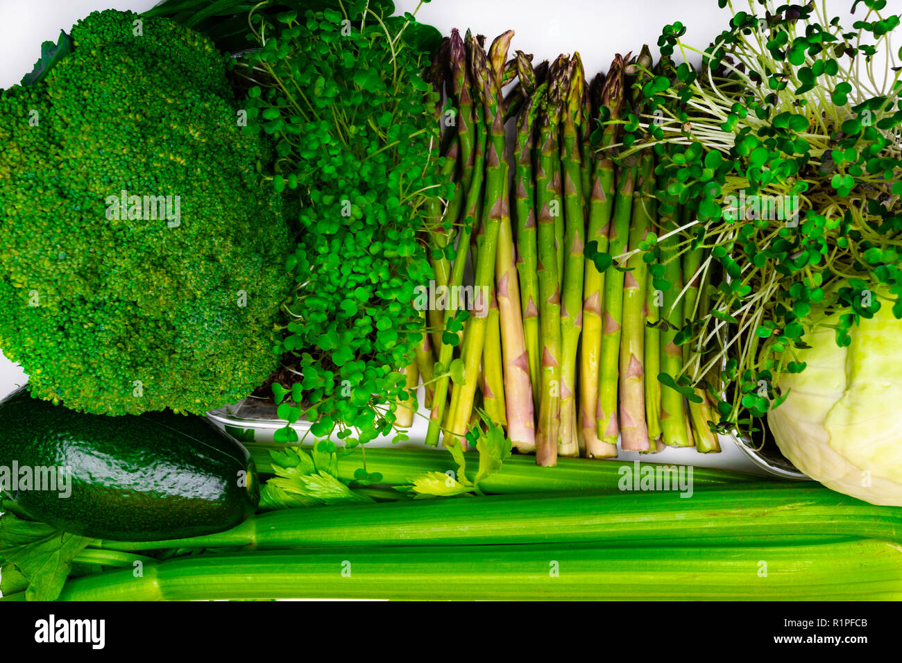 Alkaline green vegetables, sprouts, spinach, asparagus, broccoli foods ...