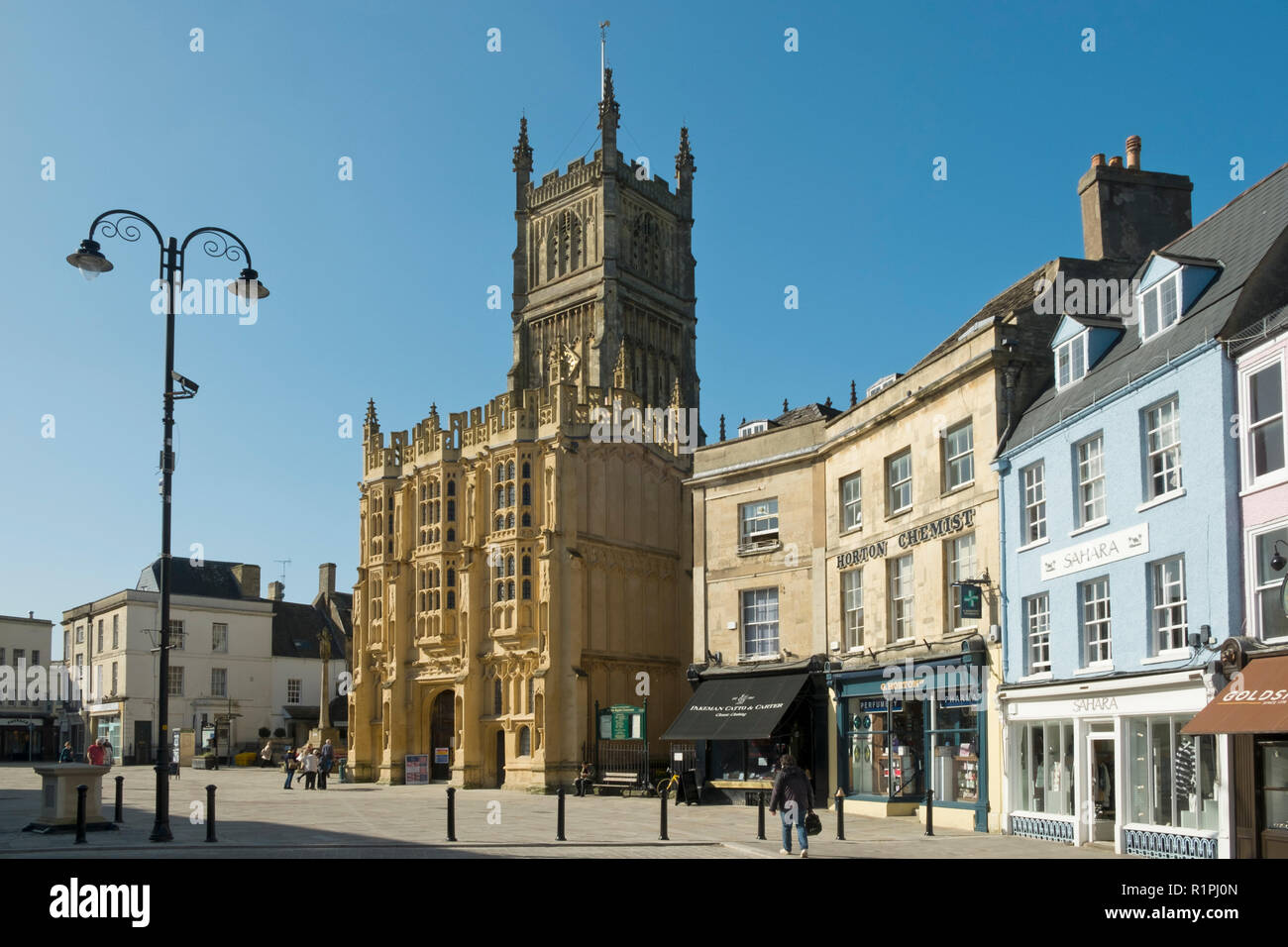 Cirencester market square hi-res stock photography and images - Alamy