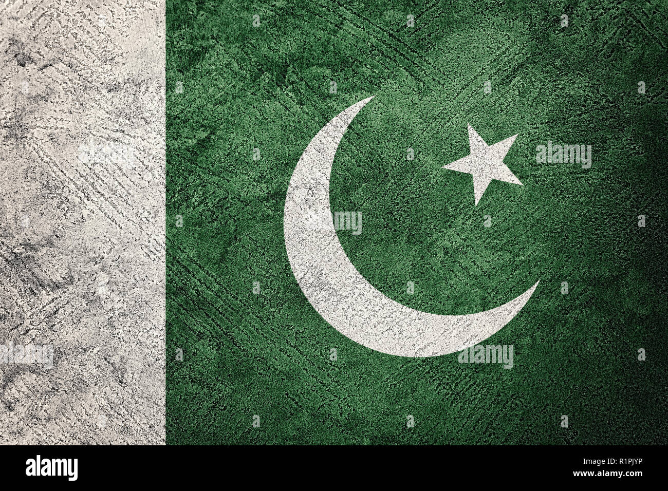 Grunge Pakistan flag. Pakistan flag with grunge texture Stock Photo - Alamy