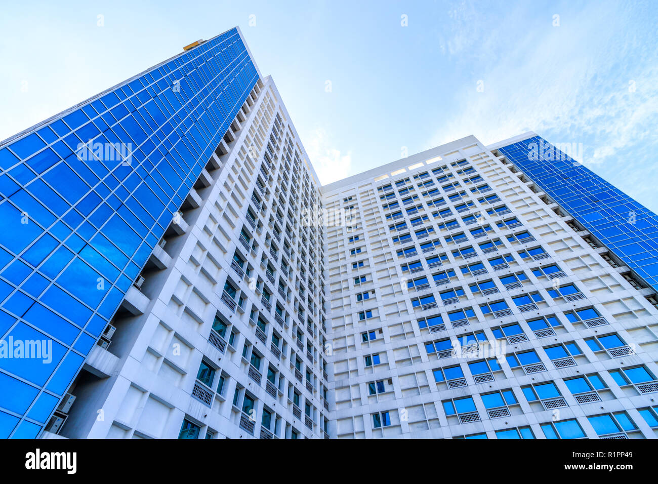 Cebu city building hi-res stock photography and images - Alamy