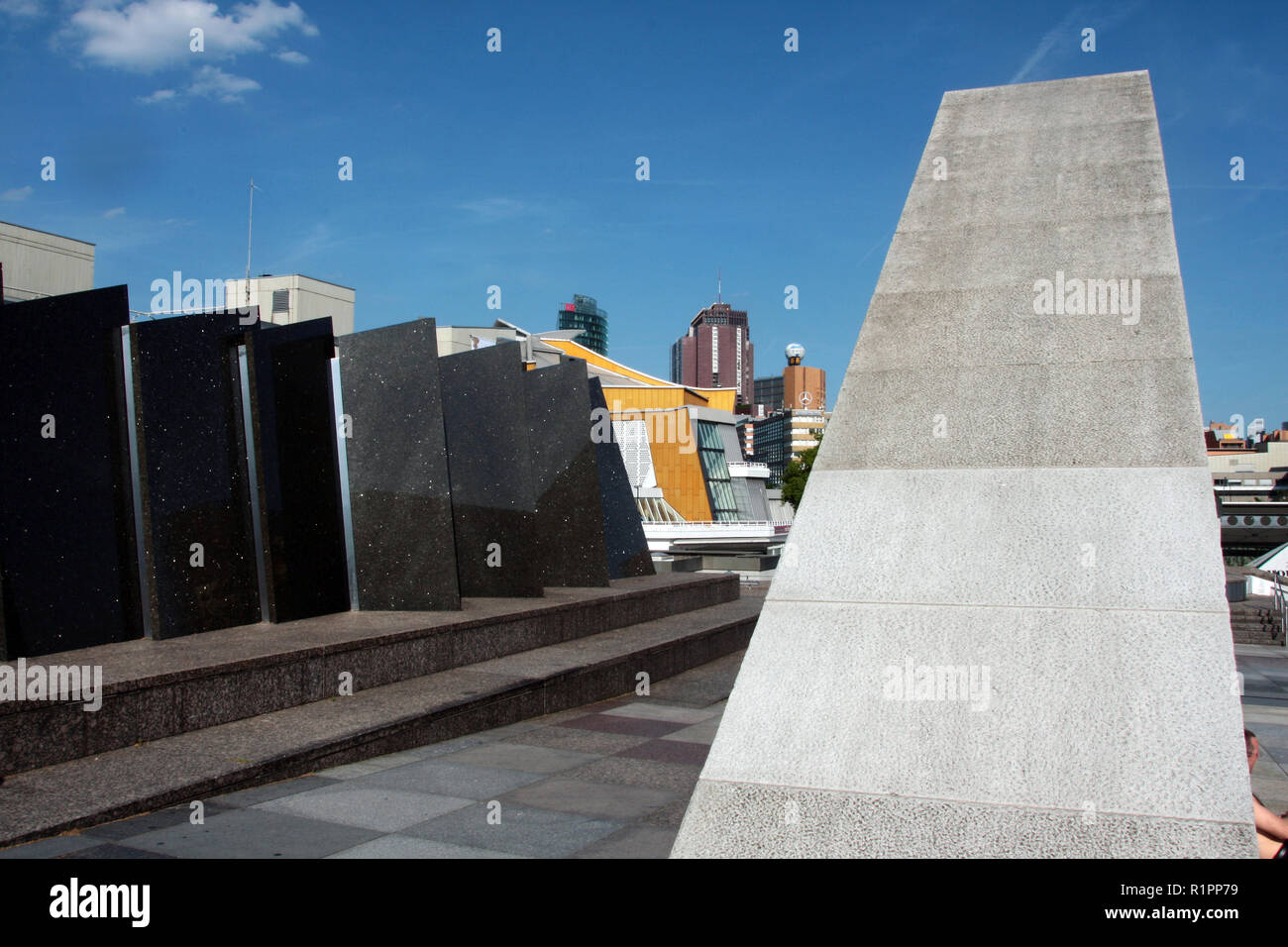 Granite wedge hi-res stock photography and images - Alamy