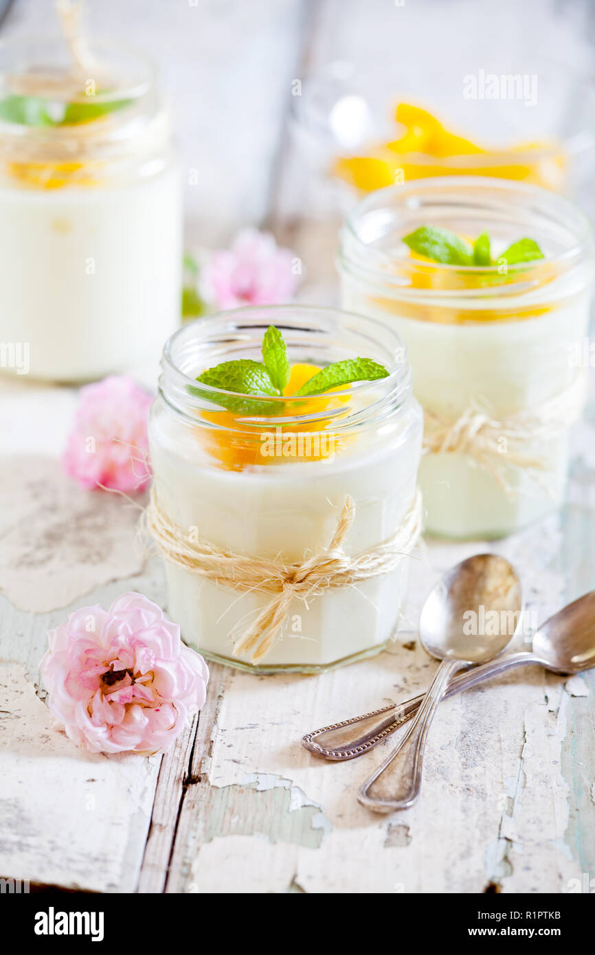 Pudding jars hi-res stock photography and images - Alamy