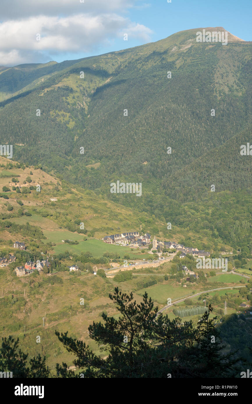 Village in a mountain of Aran Valley, Pyrenees, Spain Stock Photo - Alamy