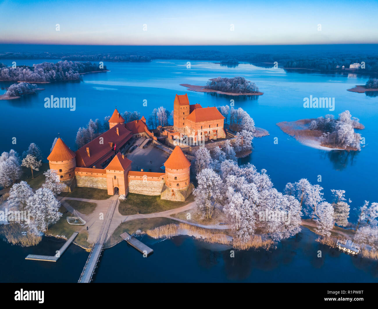 Trakai castle frozen lake galve hi-res stock photography and images - Alamy