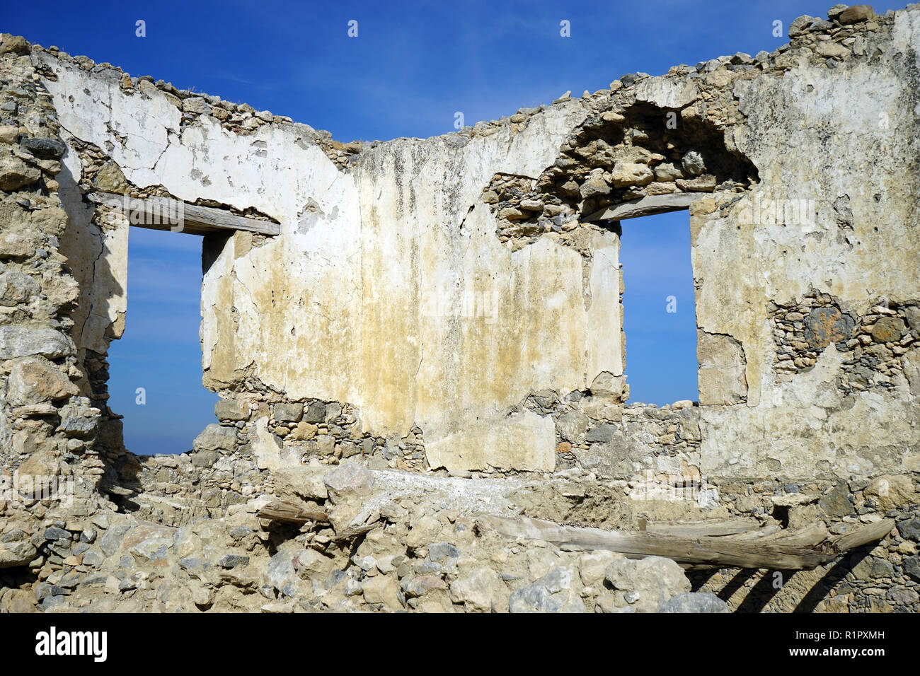 Corner of ruined house Stock Photo - Alamy