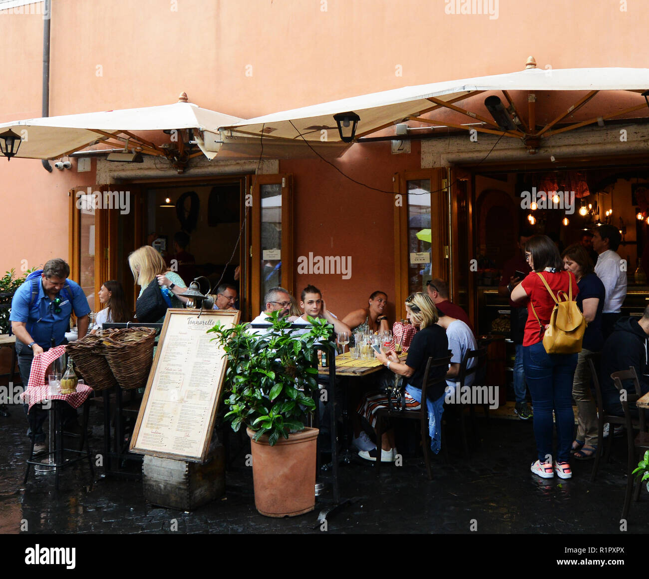 Cafes and restaurant in and around the vibrant Piazza di Santa Maria in ...
