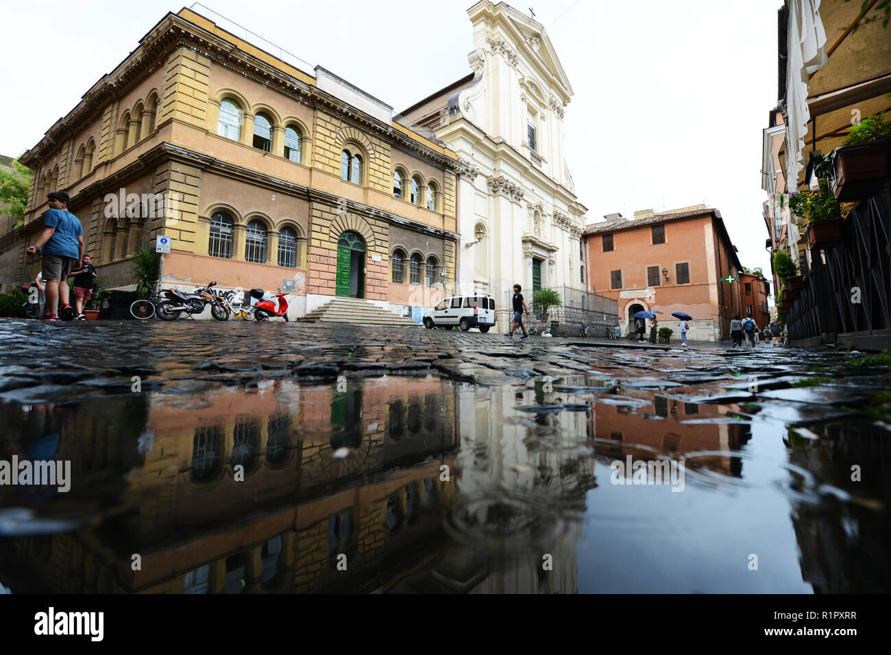 Convento di s maria della scala hi-res stock photography and images - Alamy