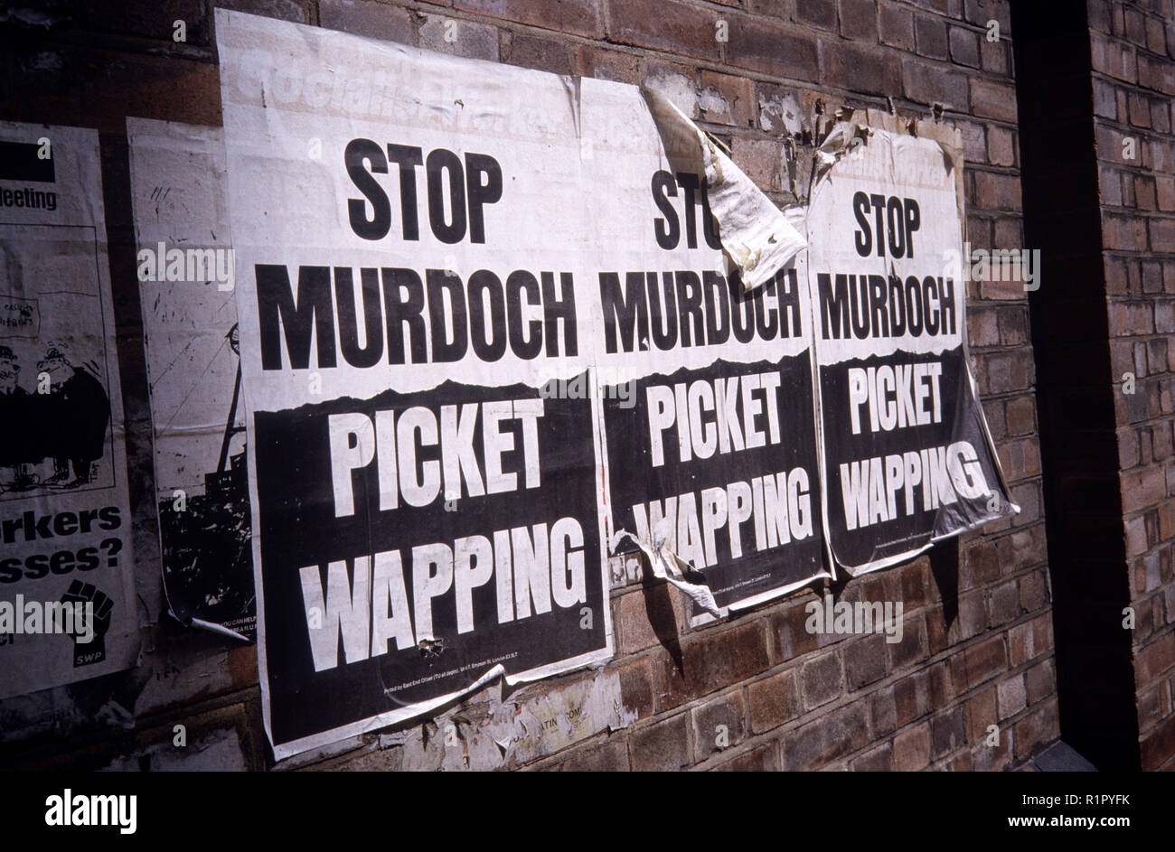 Wapping strike hi-res stock photography and images - Alamy