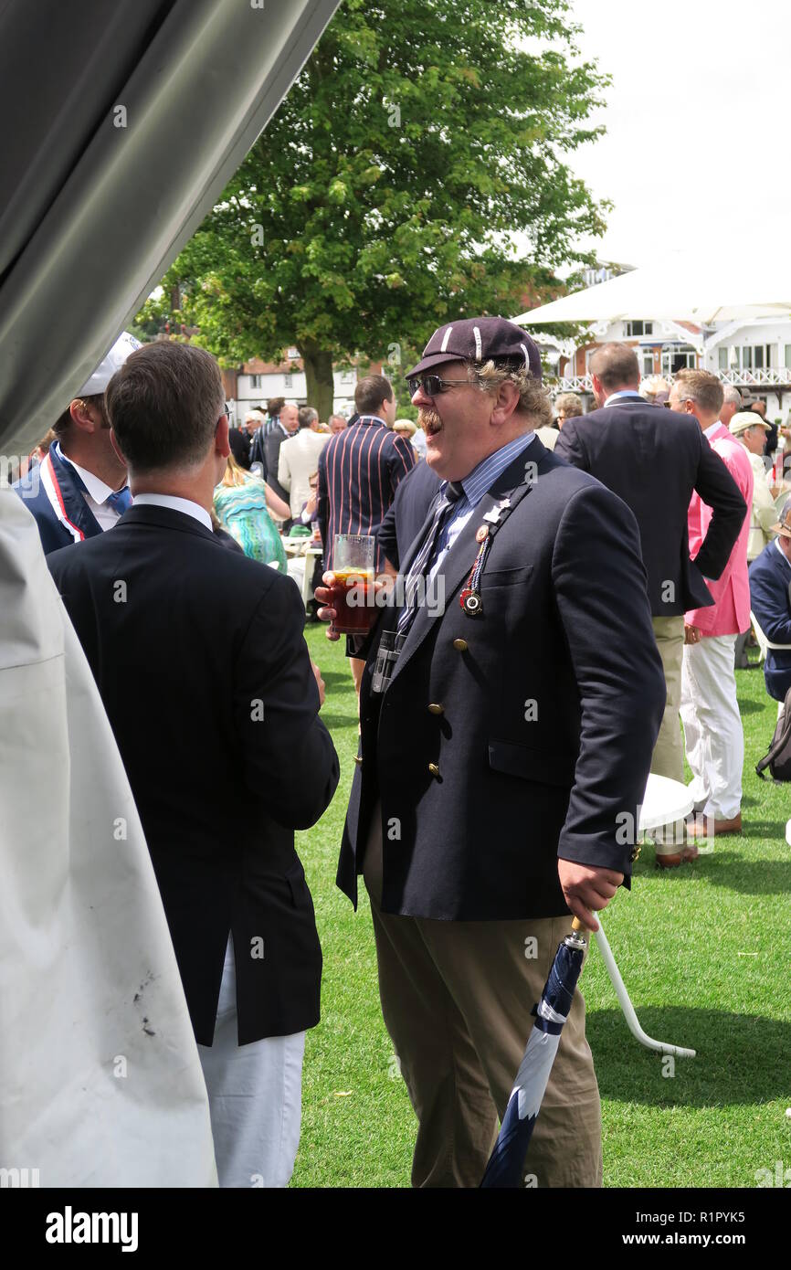 Henley racing hi-res stock photography and images - Alamy