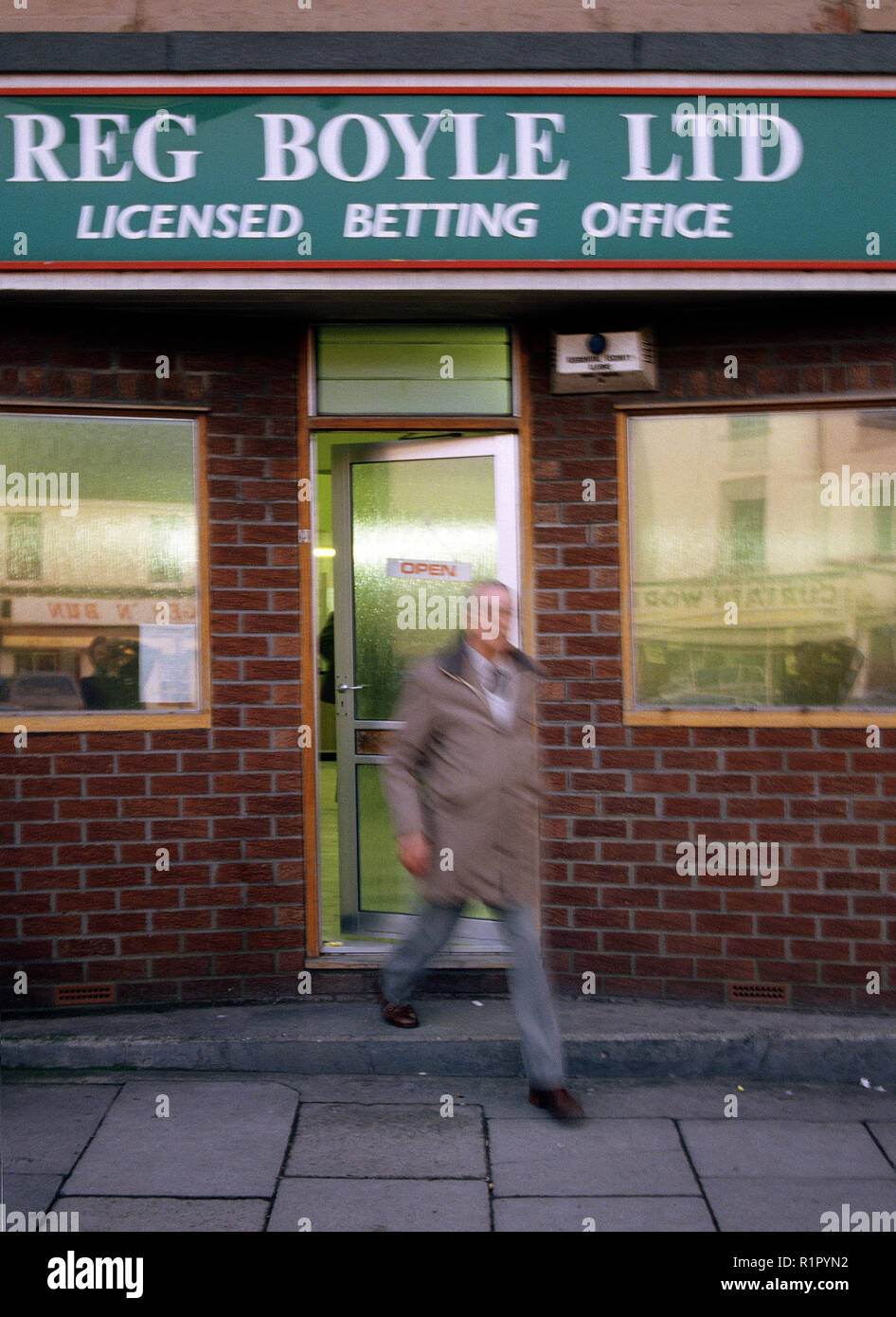 1980s bookmakers hi-res stock photography and images - Alamy