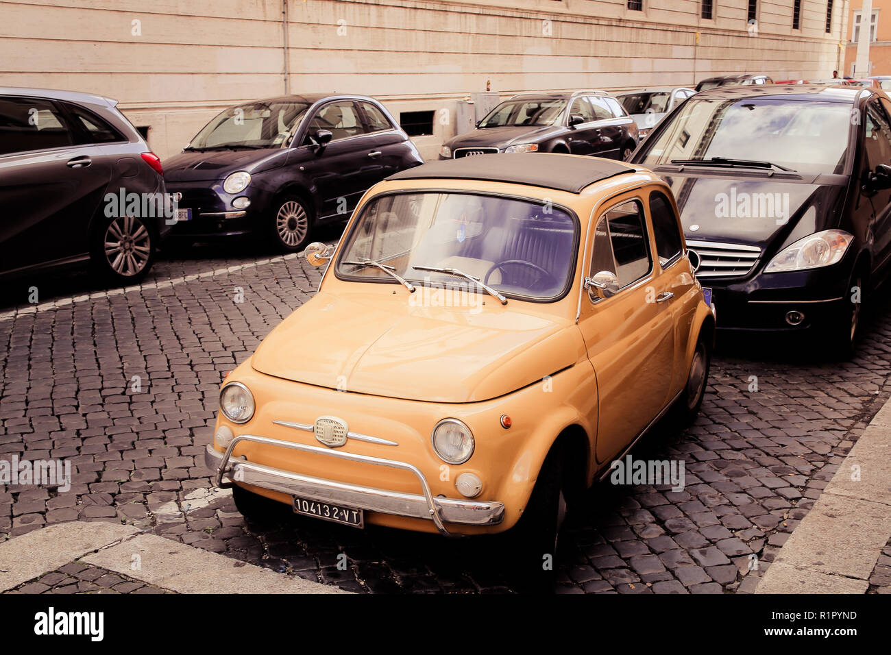 vintage car in rome Stock Photo - Alamy