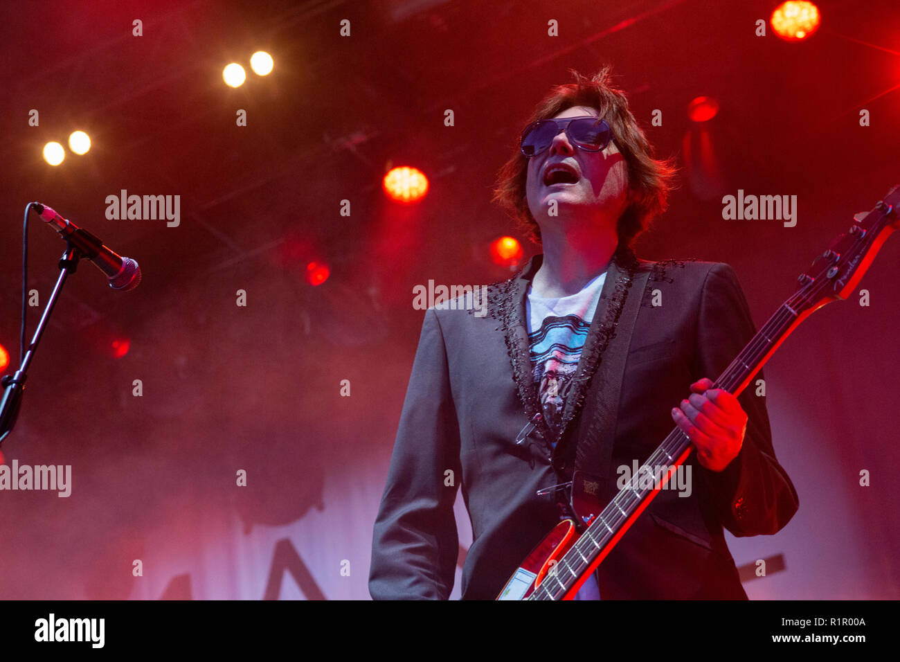 Manic Street Preachers (bass player Nicky Wire) - Live From Times ...