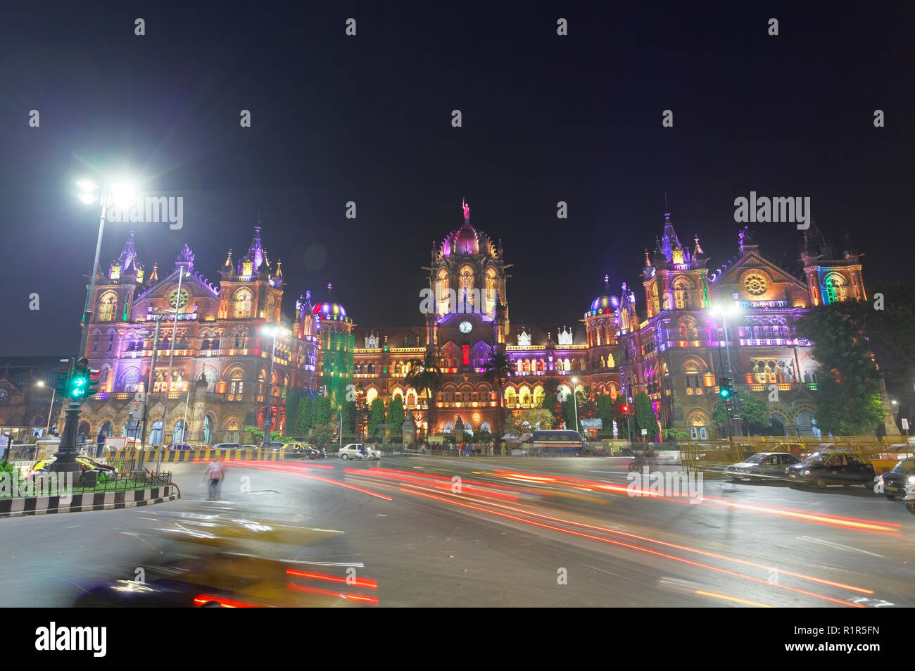 Illuminated chhatrapati shivaji maharaj terminus hi-res stock ...