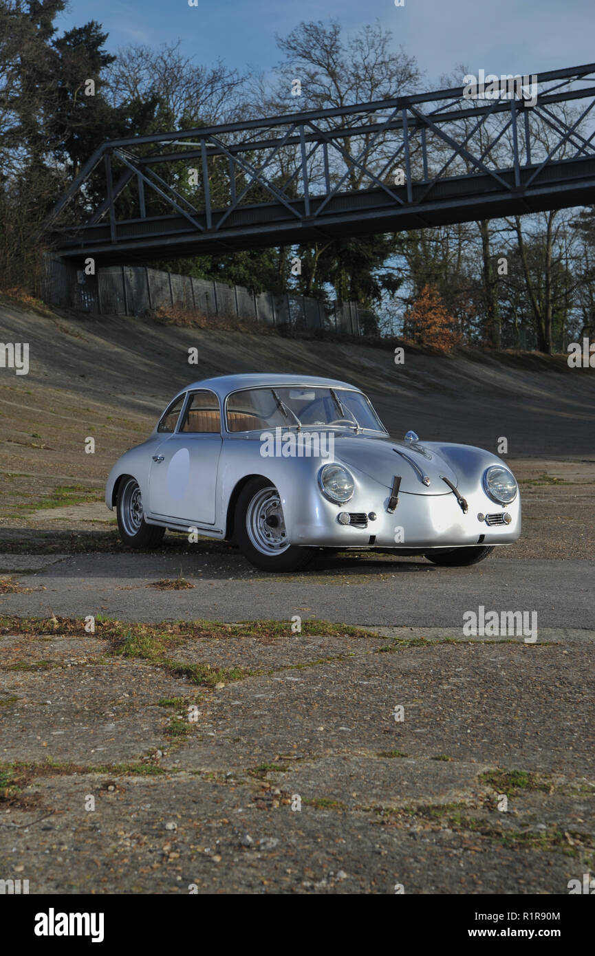 Porsche 356 coupe 1959 hi-res stock photography and images - Alamy