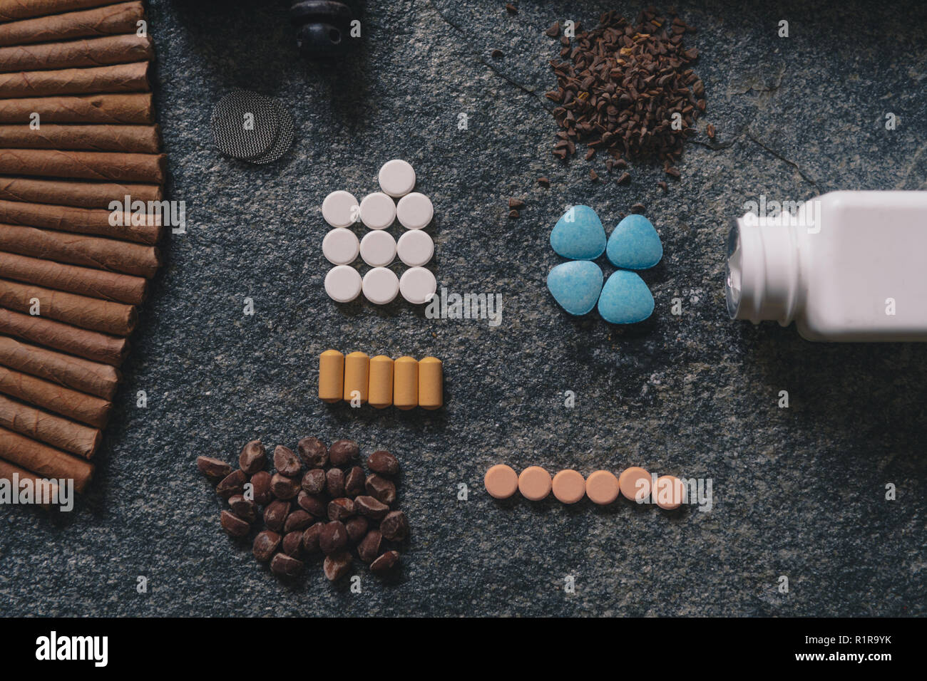 Prohibited drugs hi-res stock photography and images - Alamy