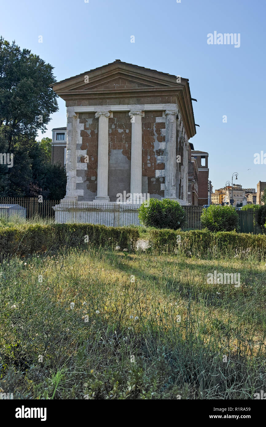 ROME, ITALY - JUNE 22, 2017: Amazing view of Temple of Portunus in city ...