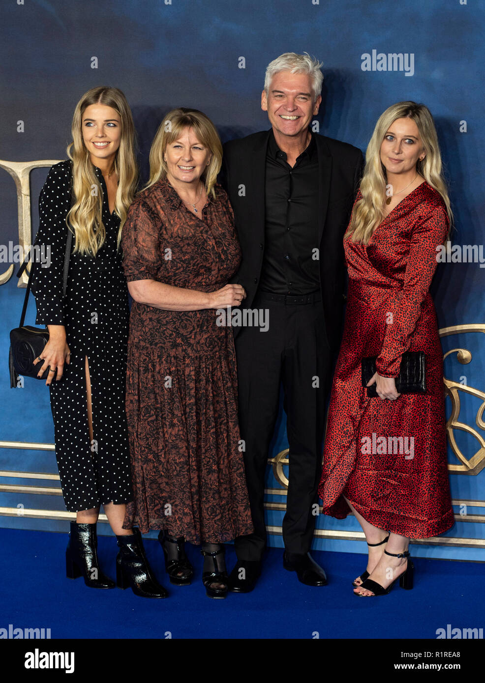 London, UK. 13th November, 2018. (L-R) Ruby Lowe, Stephanie Lowe ...