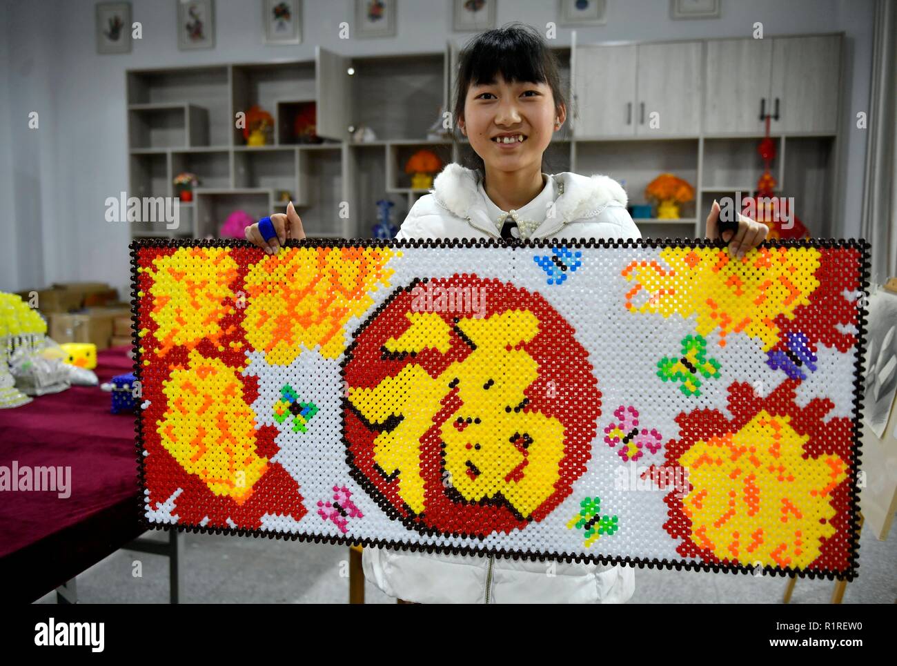 Handicraft lessons hi-res stock photography and images - Alamy