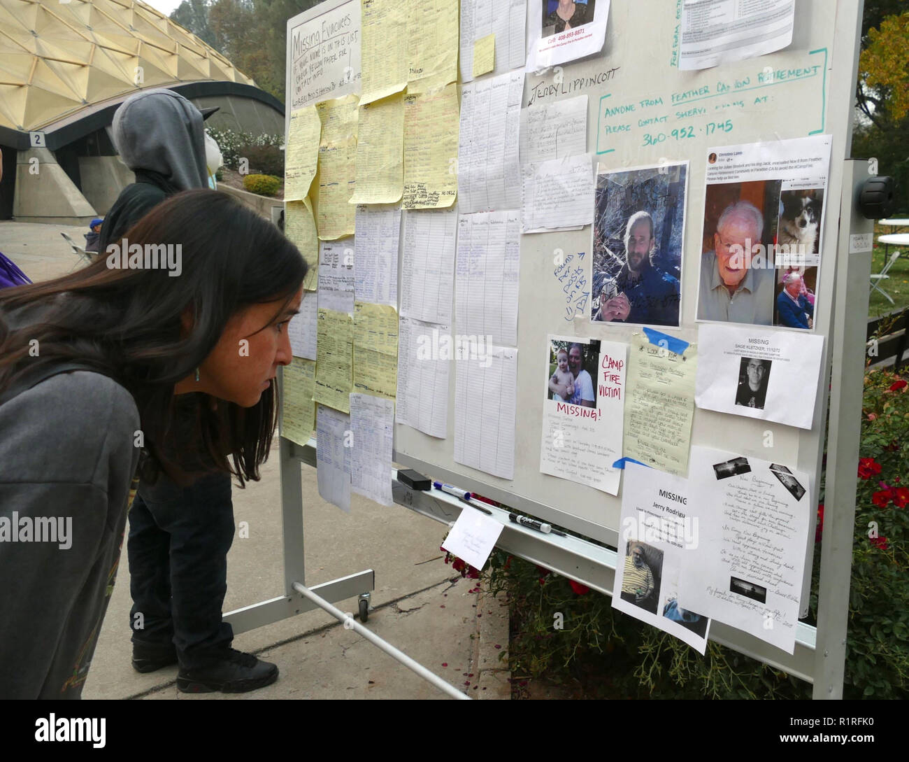 Chico, USA. 13th Nov, 2018. A bulletin board with missing persons ...