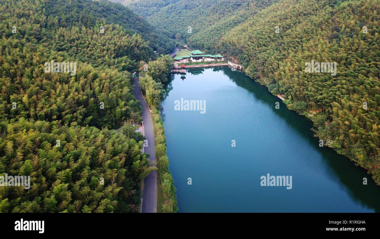 Yixing, Yixing, China. 14th Nov, 2018. Yixing, CHINA-Aerial photography ...