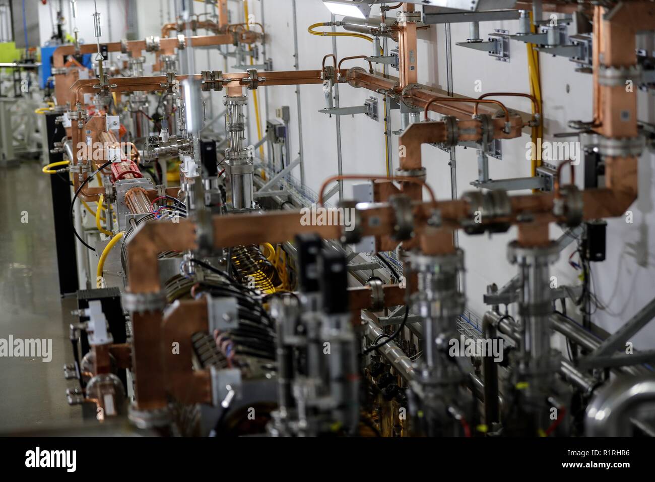 Synchrotron Radiation Stock Photos & Synchrotron Radiation Stock Images ...