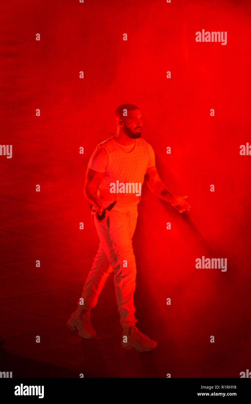 Drake rapper hi-res stock photography and images - Alamy