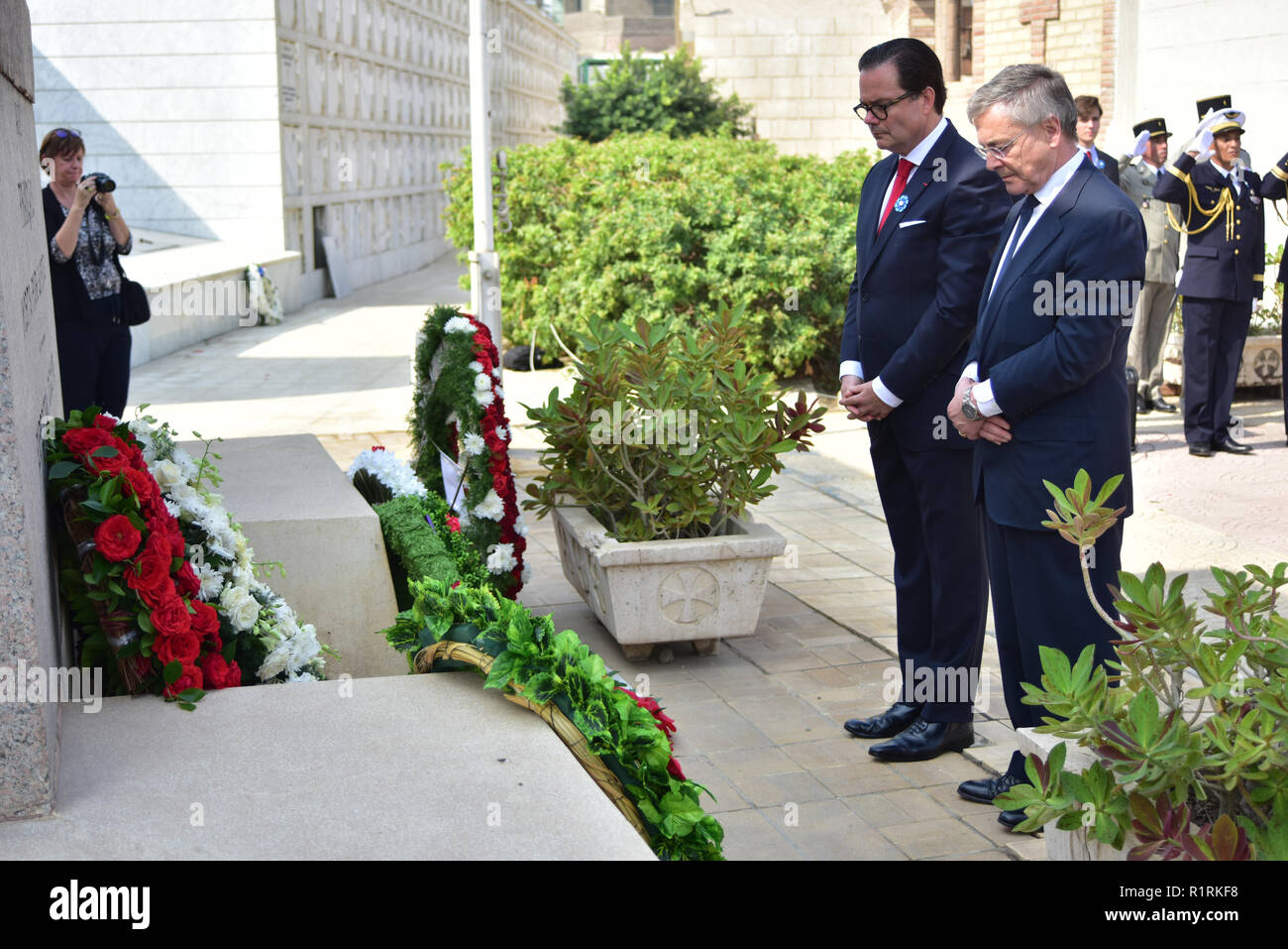Cairo war memorial cemetery hi-res stock photography and images - Alamy