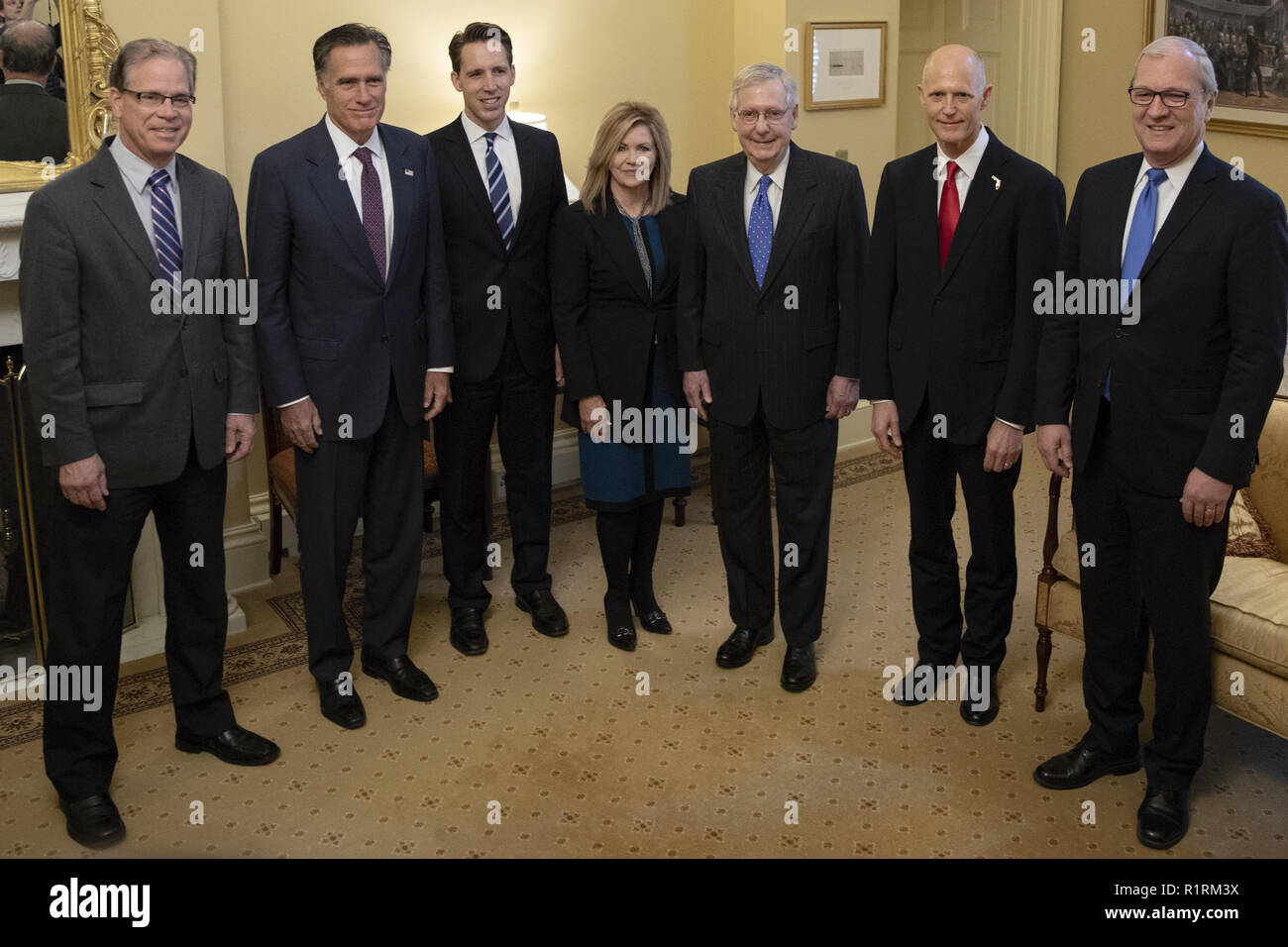 Senators elect hi-res stock photography and images - Alamy