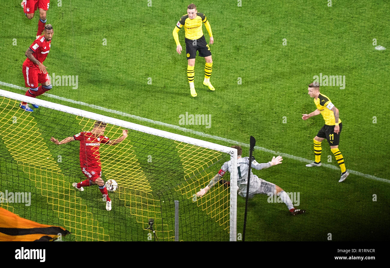 Defeated goalkeeper hi-res stock photography and images - Alamy