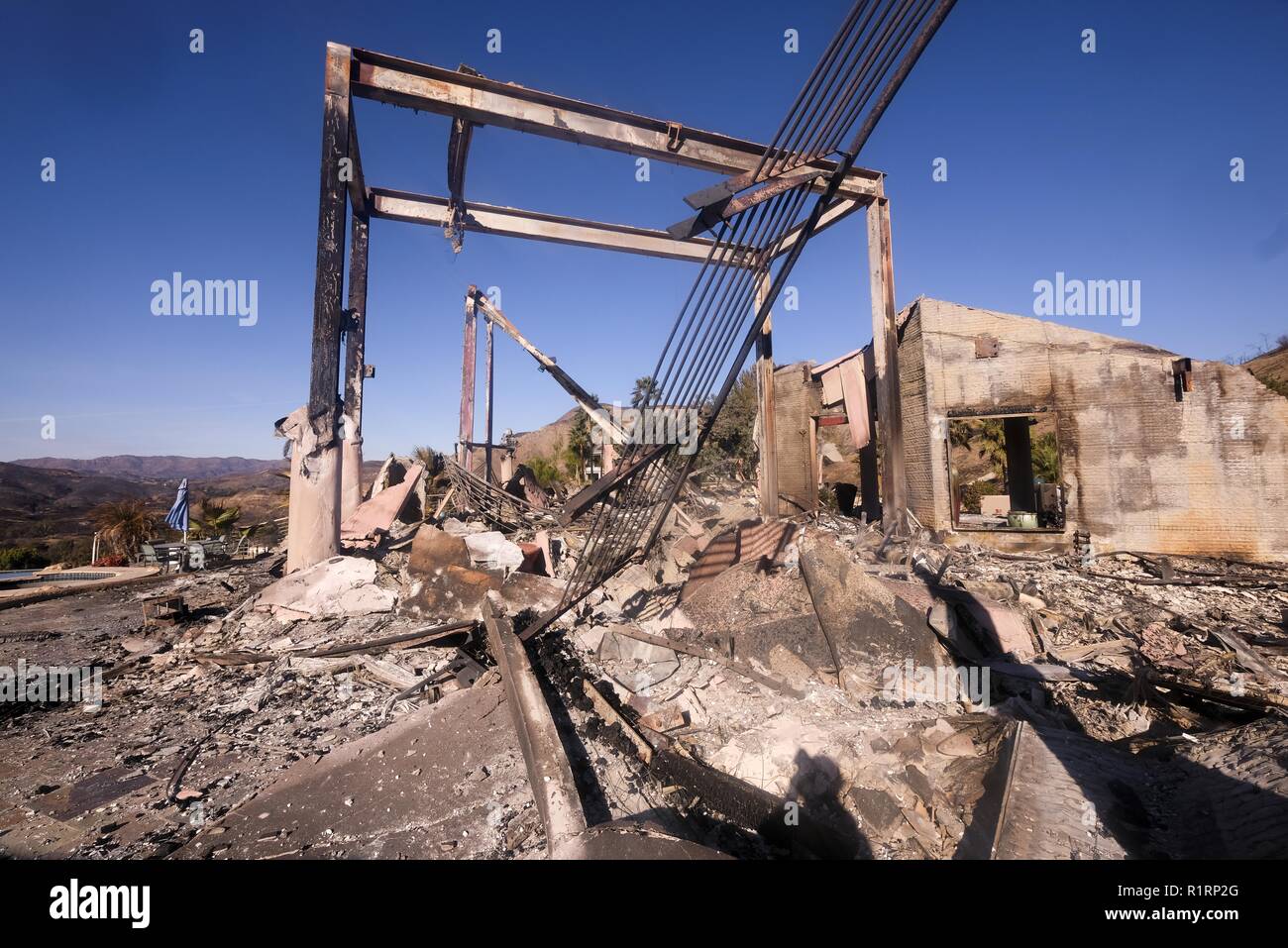 Los Angeles, California, USA. 14th Nov, 2018. The charred remains of a ...