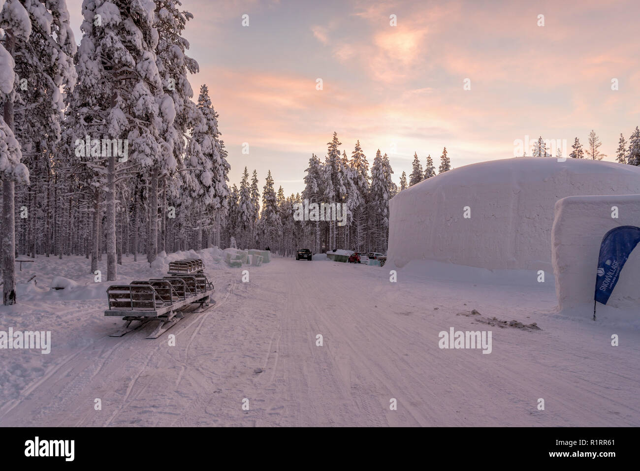 Igloo hotel finland hi-res stock photography and images - Alamy