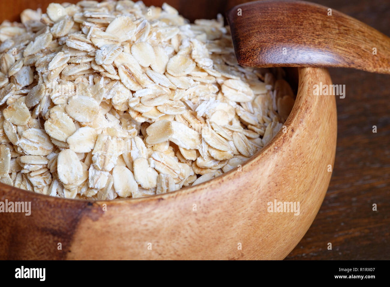 Porridge oats dry uncooked hi-res stock photography and images - Alamy