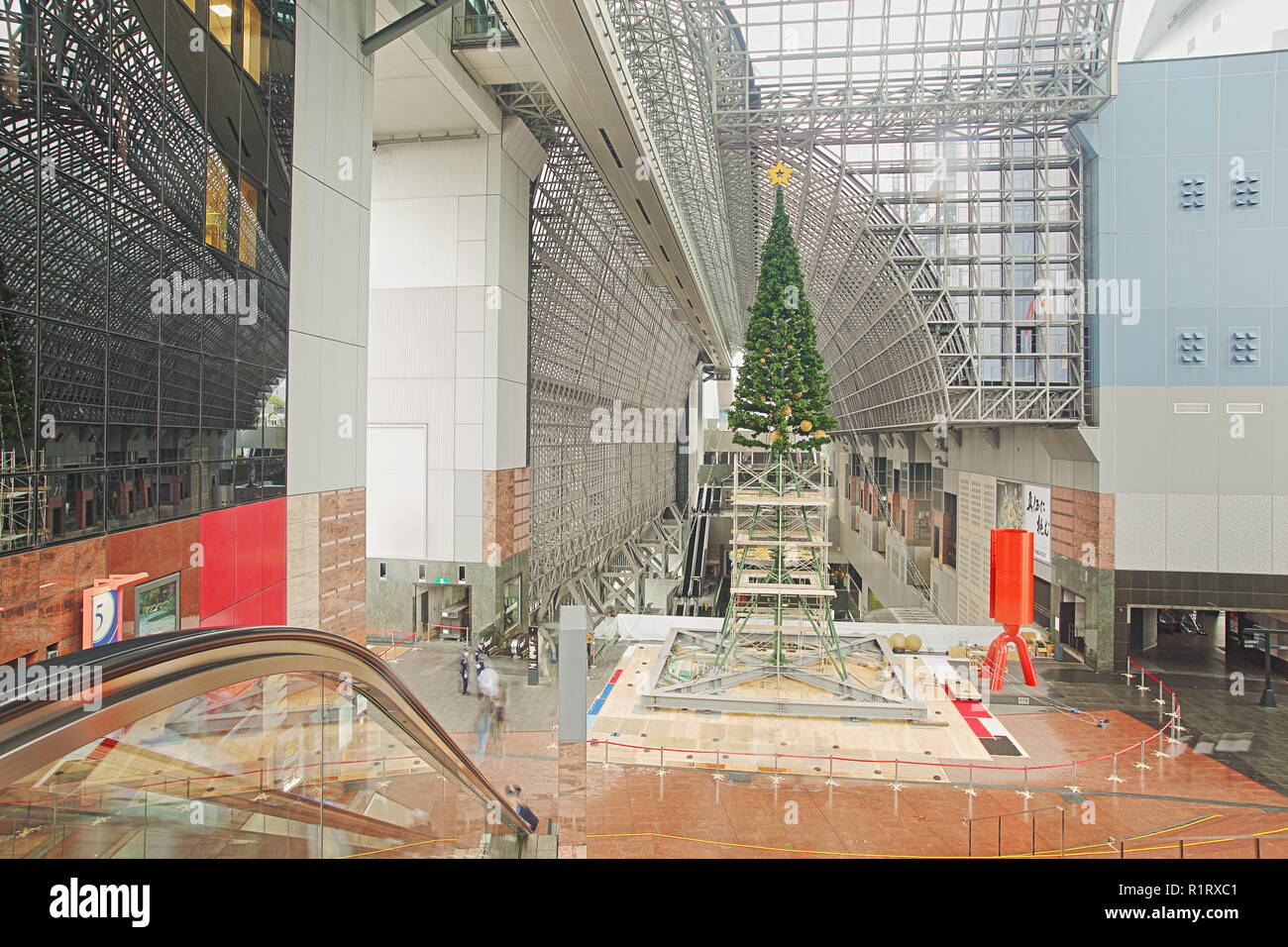 Hdr cube hi-res stock photography and images - Alamy