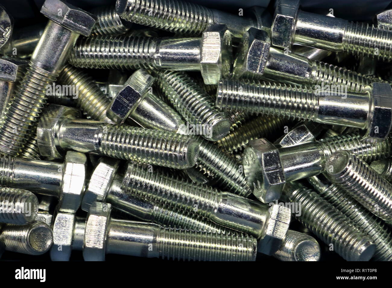 Tighten bolts hi-res stock photography and images - Alamy