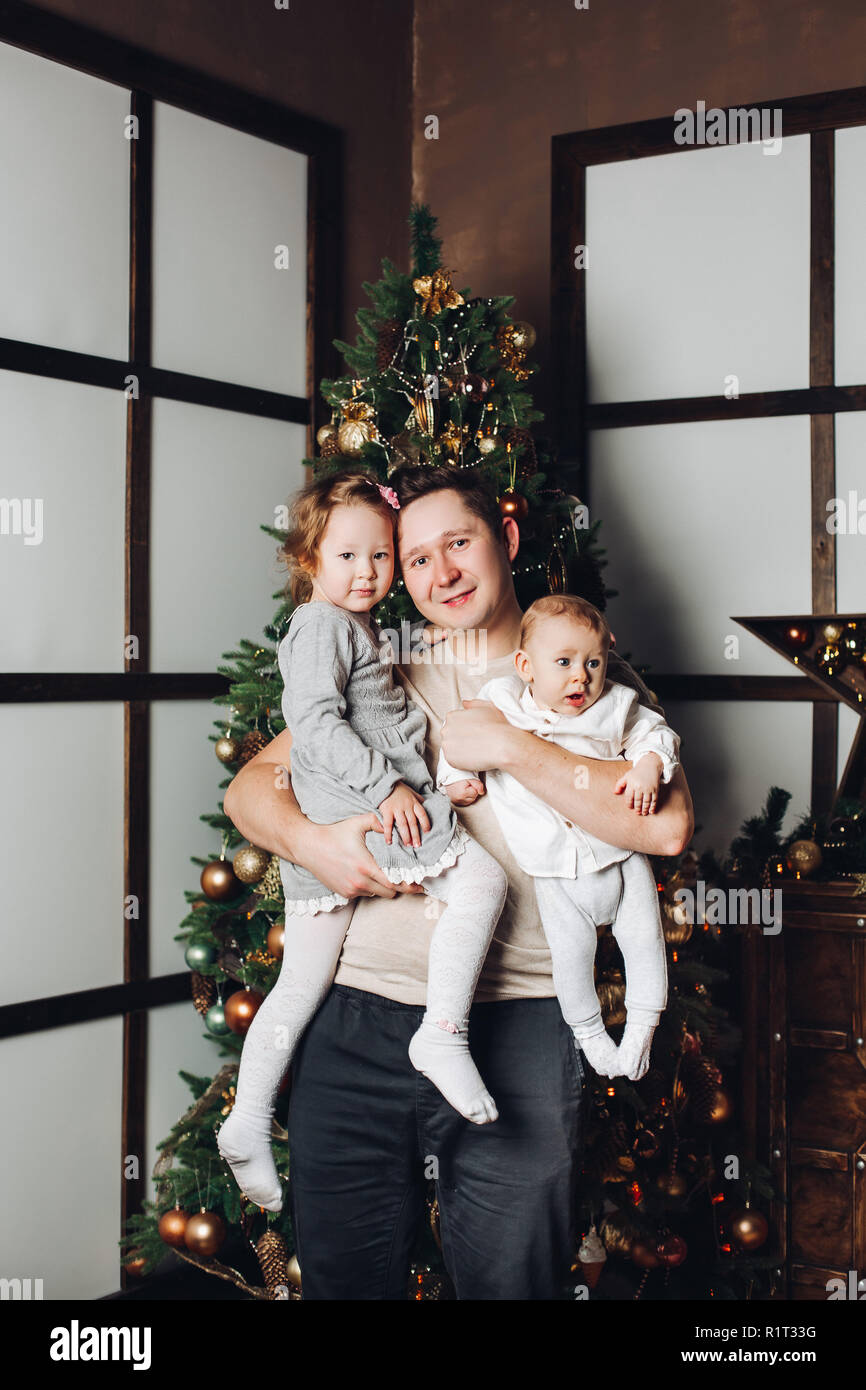 Father and daughter christmas embrace hi-res stock photography and ...
